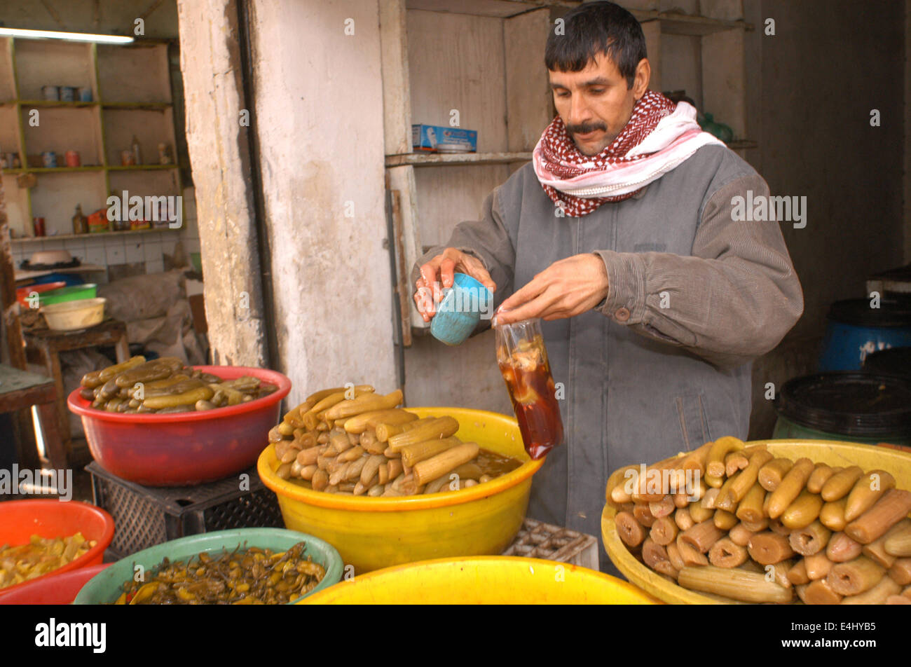 Shops and Streets of Diwaniyah. Iraq Stock Photo - Alamy