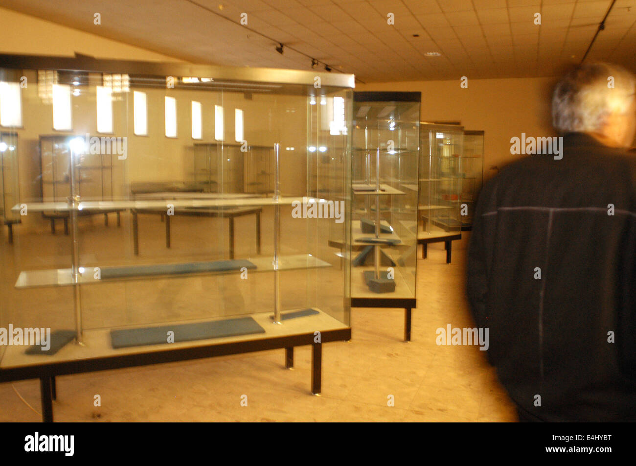 The Baghdad Museum was totally destroyed Stock Photo - Alamy