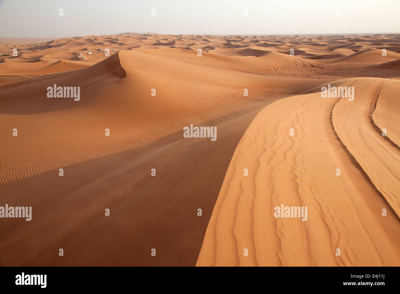 Red sand "Arabian desert" near Dubai, United Arab Emirates Stock Photo ...