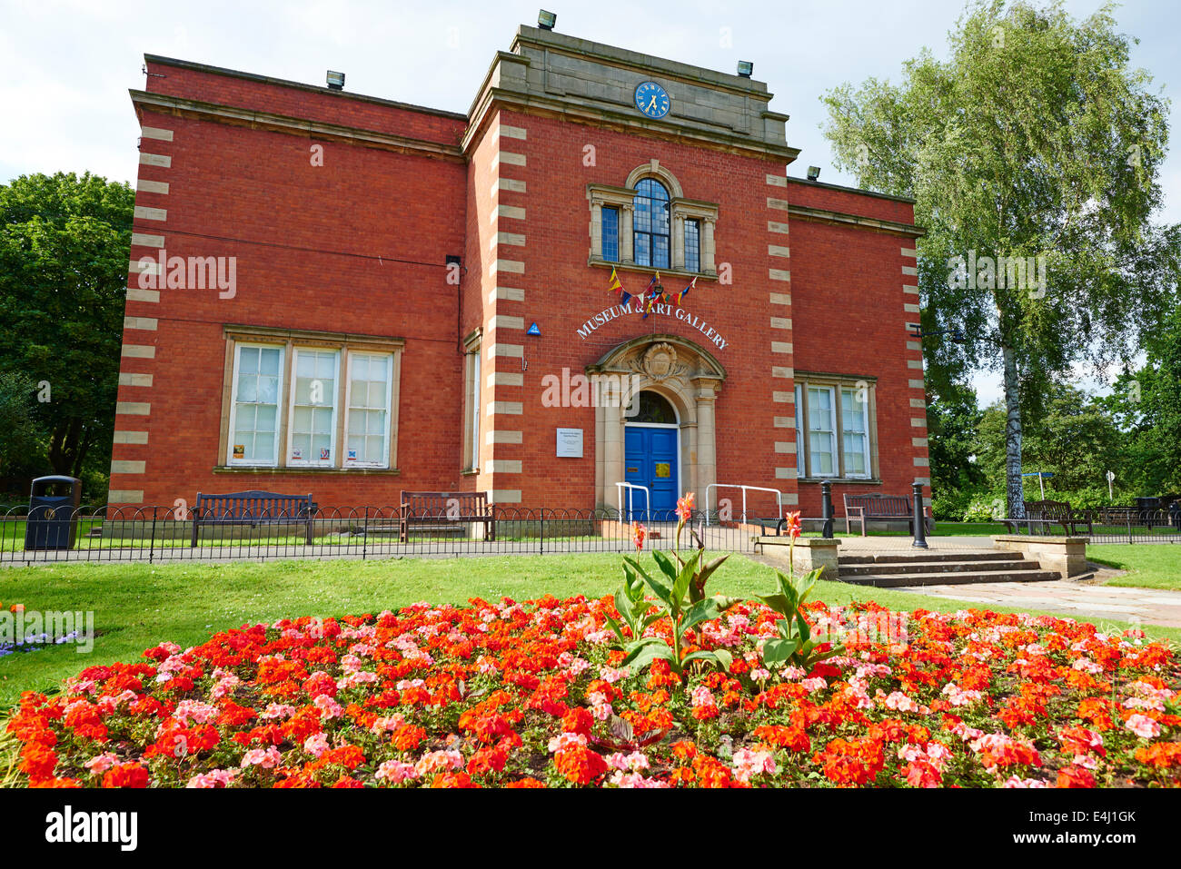 Museum And Art Gallery Riversley Park Nuneaton Warwickshire Stock Photo ...