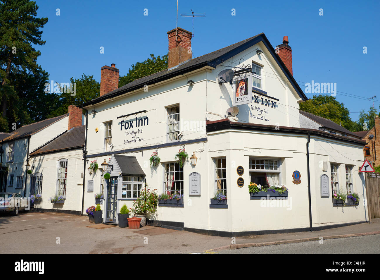 The Fox Inn Lutterworth Leicestershire Stock Photo - Alamy