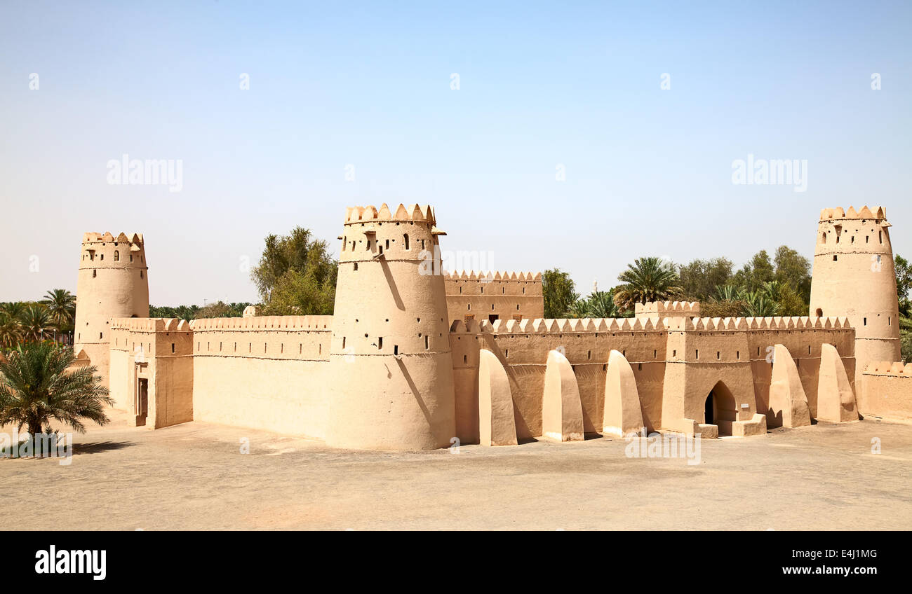 Famous Jahili fort in Al Ain oasis, United Arab Emirates Stock Photo ...