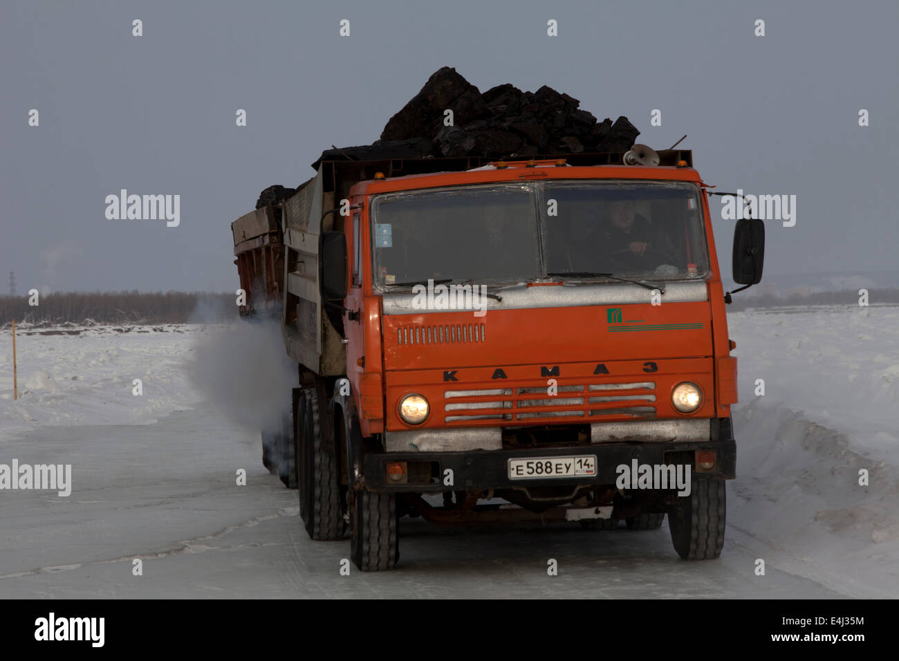 Russia truck ice hi-res stock photography and images - Alamy