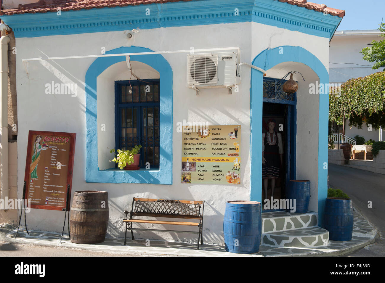 Griechenland, Rhodos, Embona, Bergdorf am Fuße des 1215 Meter hohen ...