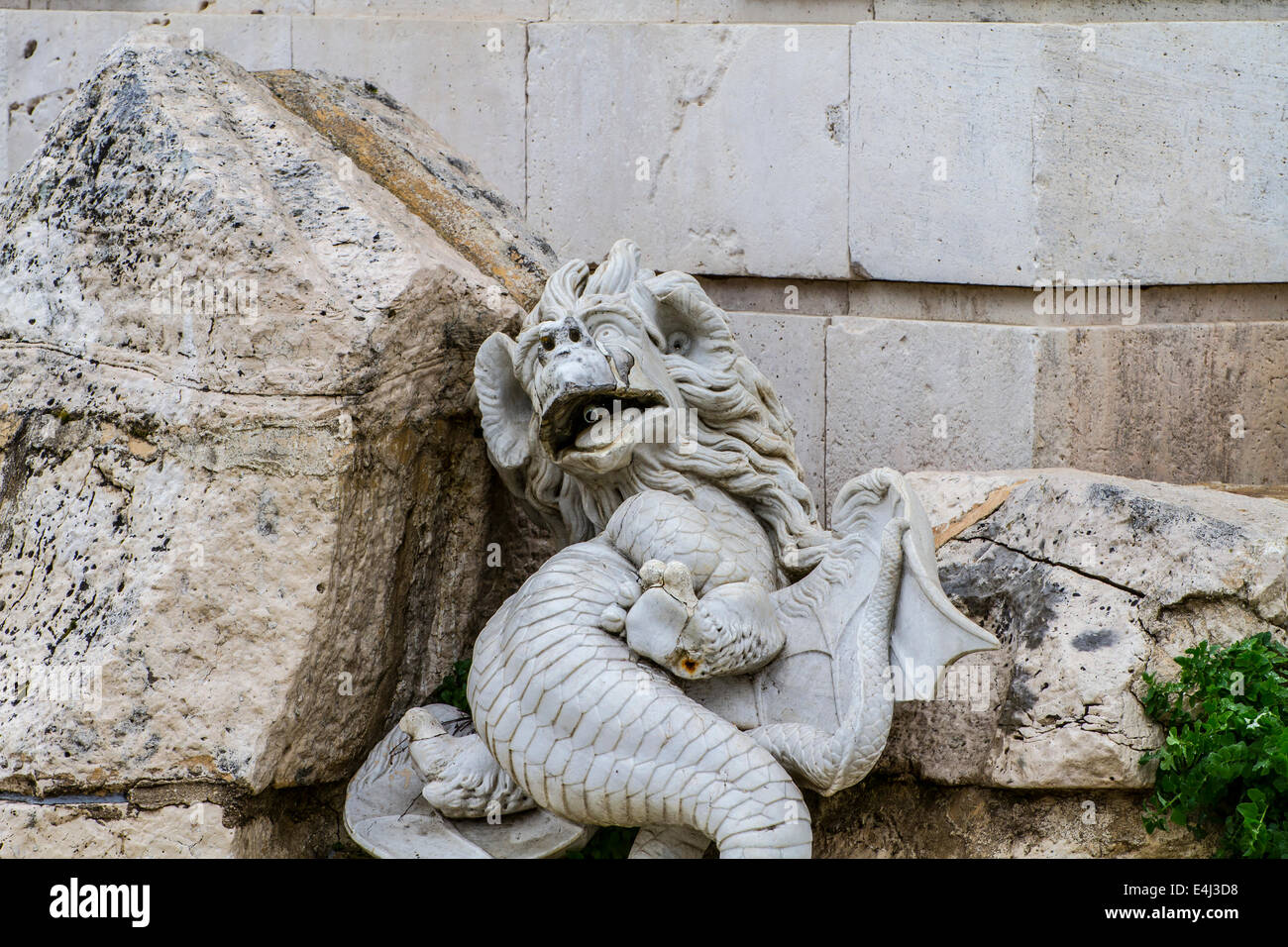 Dragon. Ornamental fountains of the Palace of Aranjuez, Madrid, Spain ...