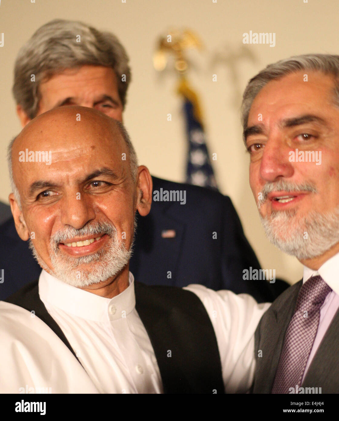 John kerry and ashraf ghani hi-res stock photography and images - Alamy