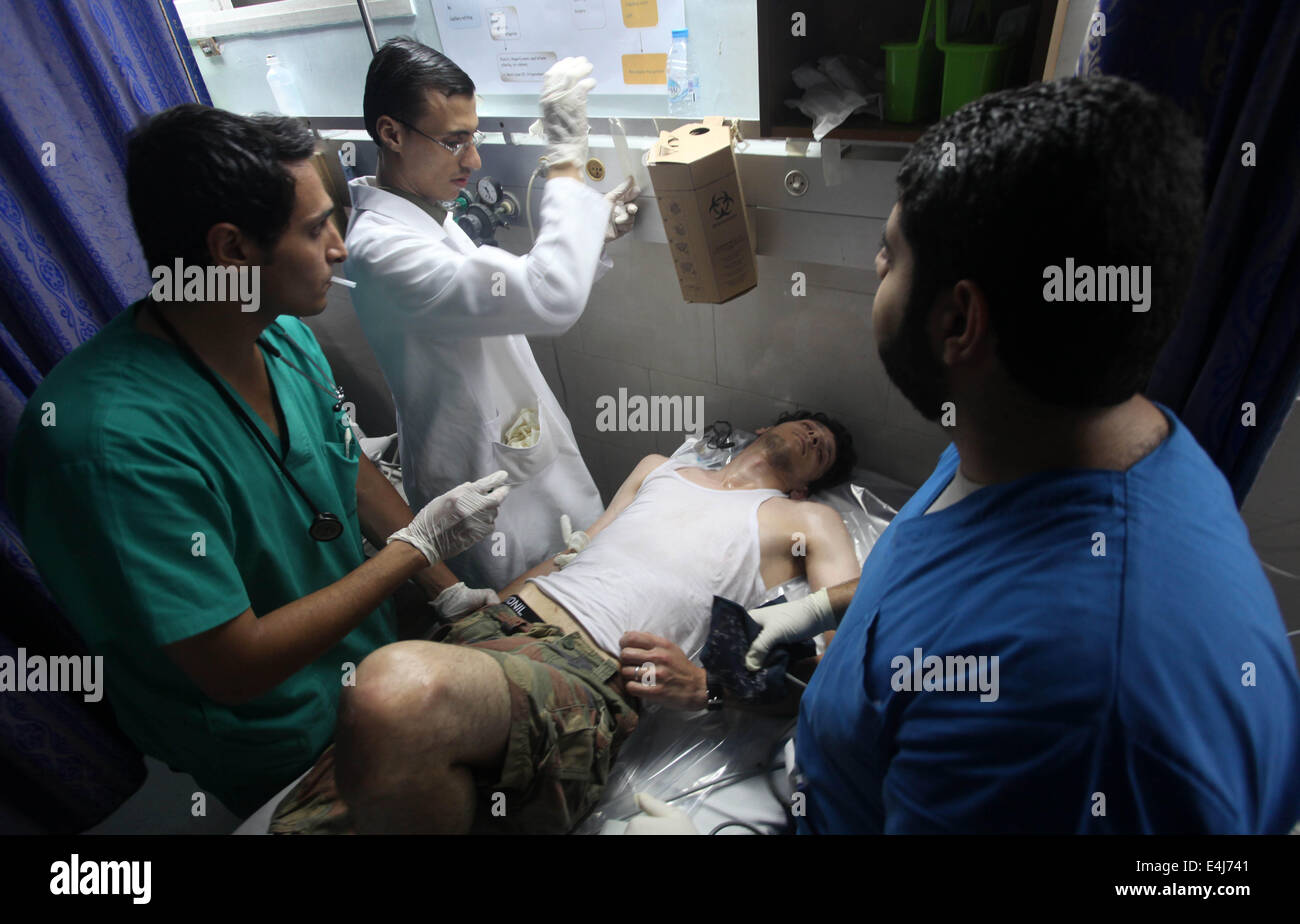 Gaza, Al-Shifa hospital in Gaza City. 12th July, 2014. Palestinian ...