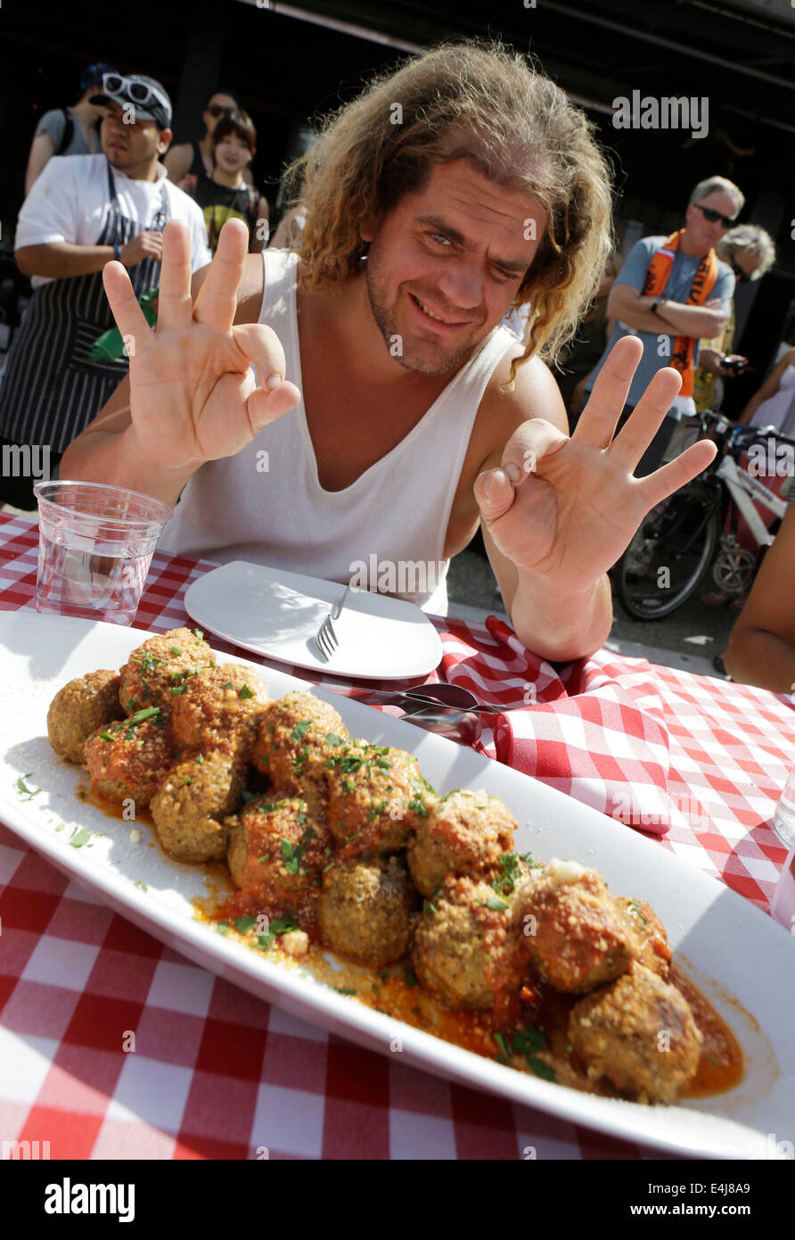 Man eating meatballs hi-res stock photography and images - Alamy