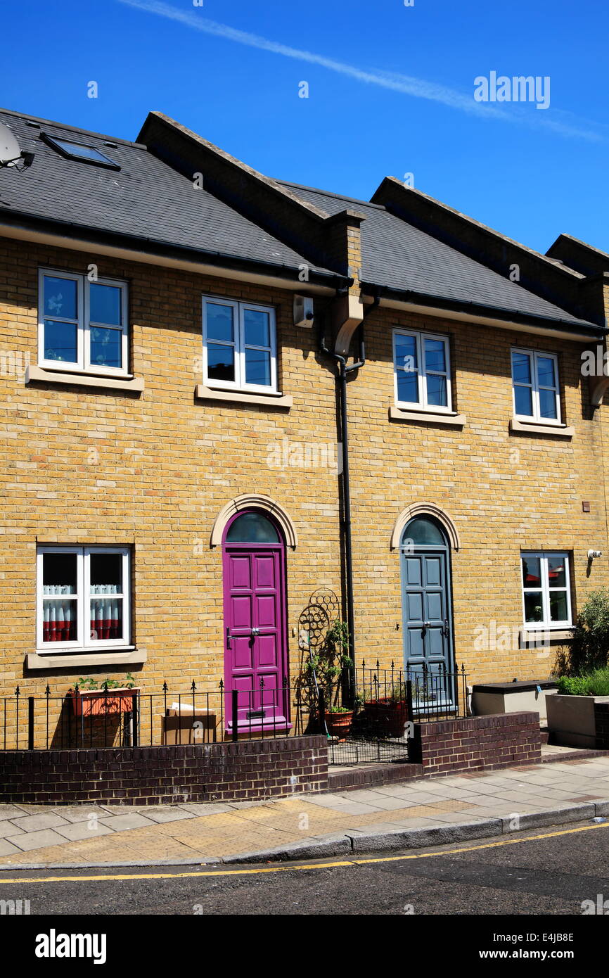 Modern terraced house hi-res stock photography and images - Alamy