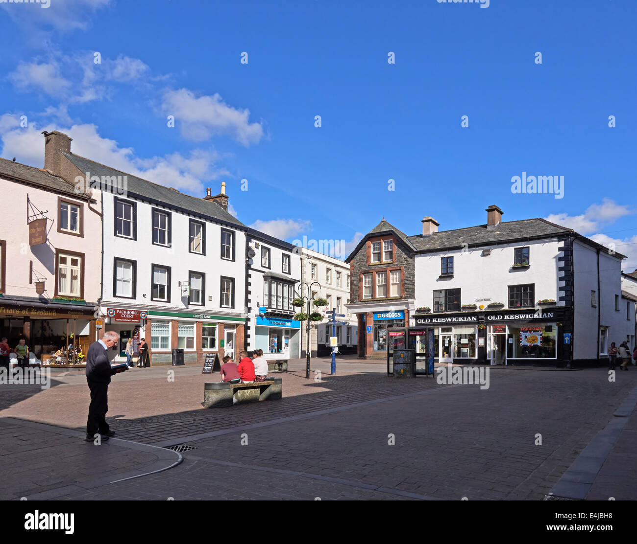 Keswick town centre shops cumbria hi-res stock photography and images ...