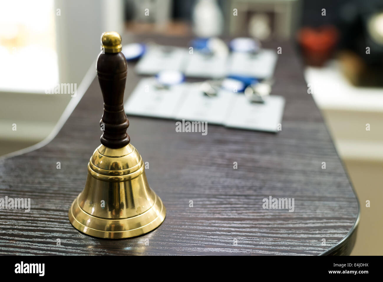 Bellhop hi-res stock photography and images - Alamy