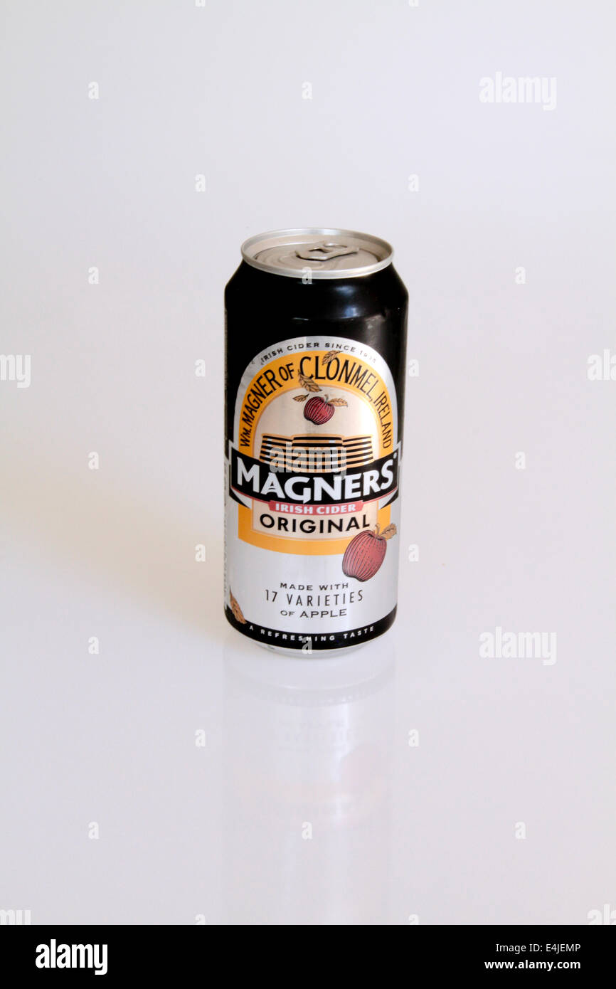 Single can of Magners on a light background Stock Photo - Alamy