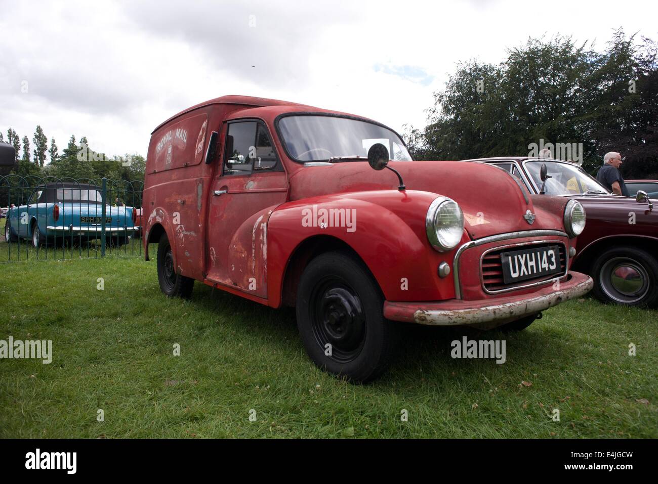 Manchester, UK 13th July 2014 An old Royal Mail van is on display at ...