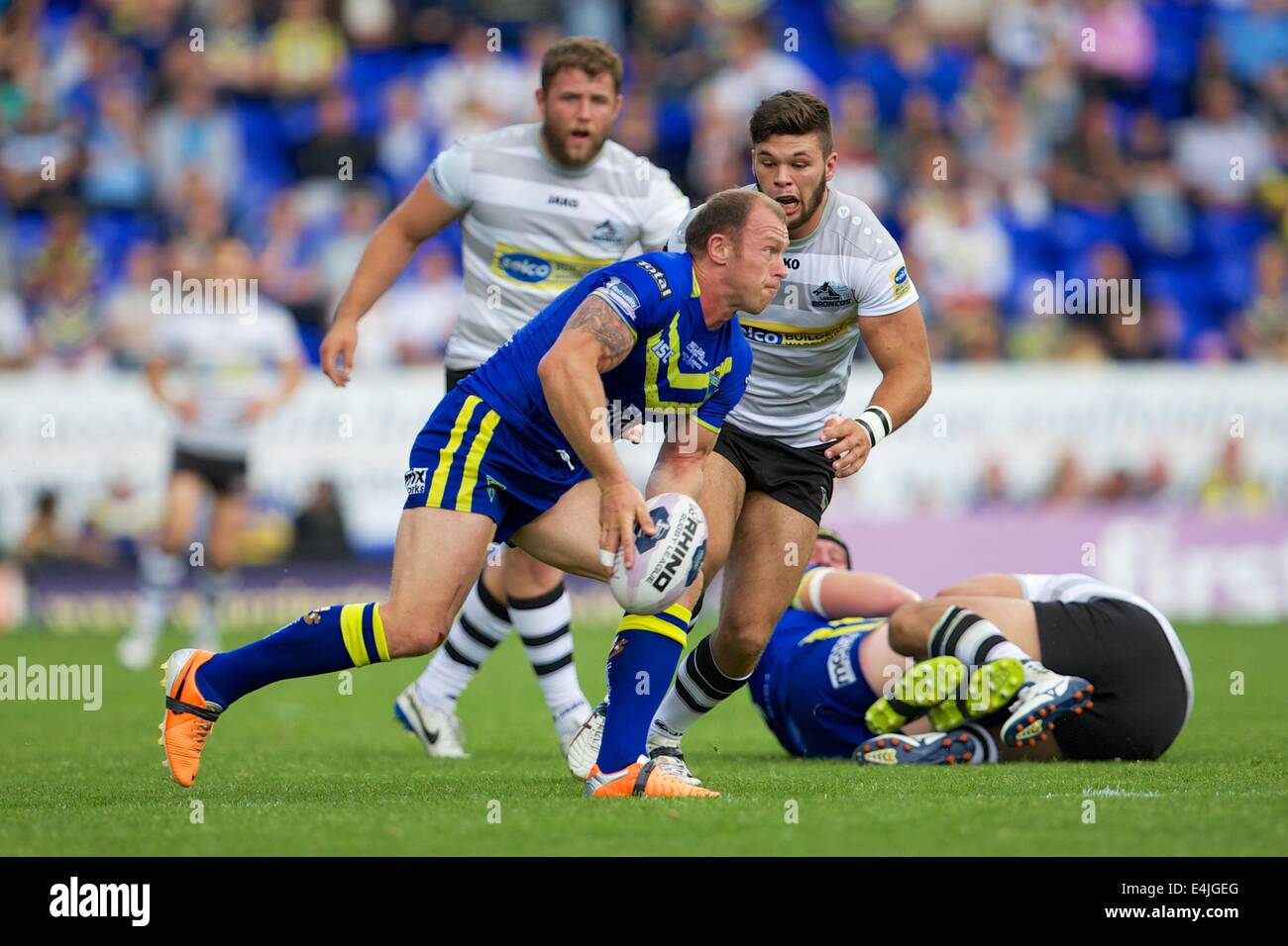 Warrington wolves hi-res stock photography and images - Alamy