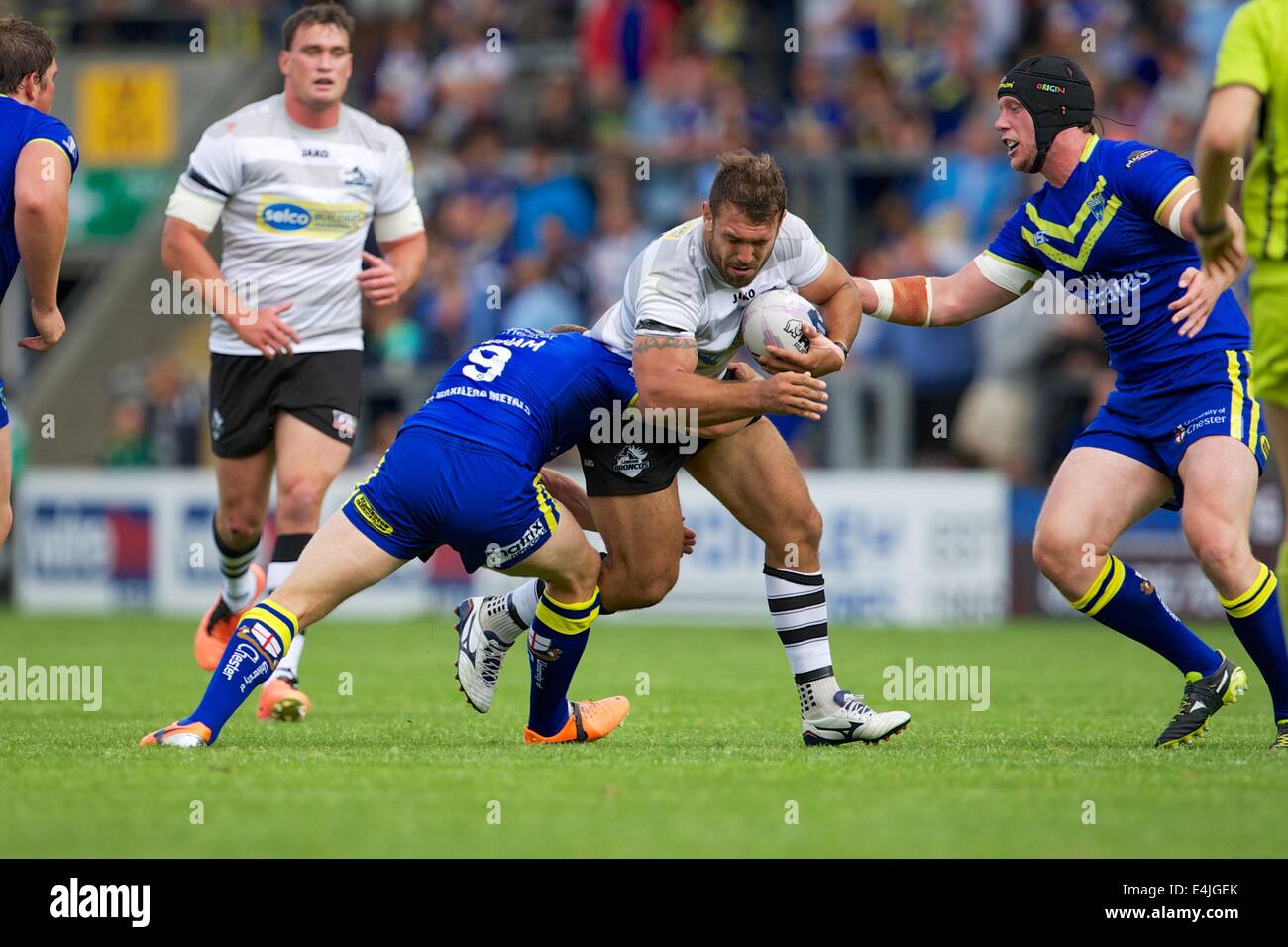 Warrington, UK. 13th July, 2014. Super League Rugby. Warrington Wolves ...