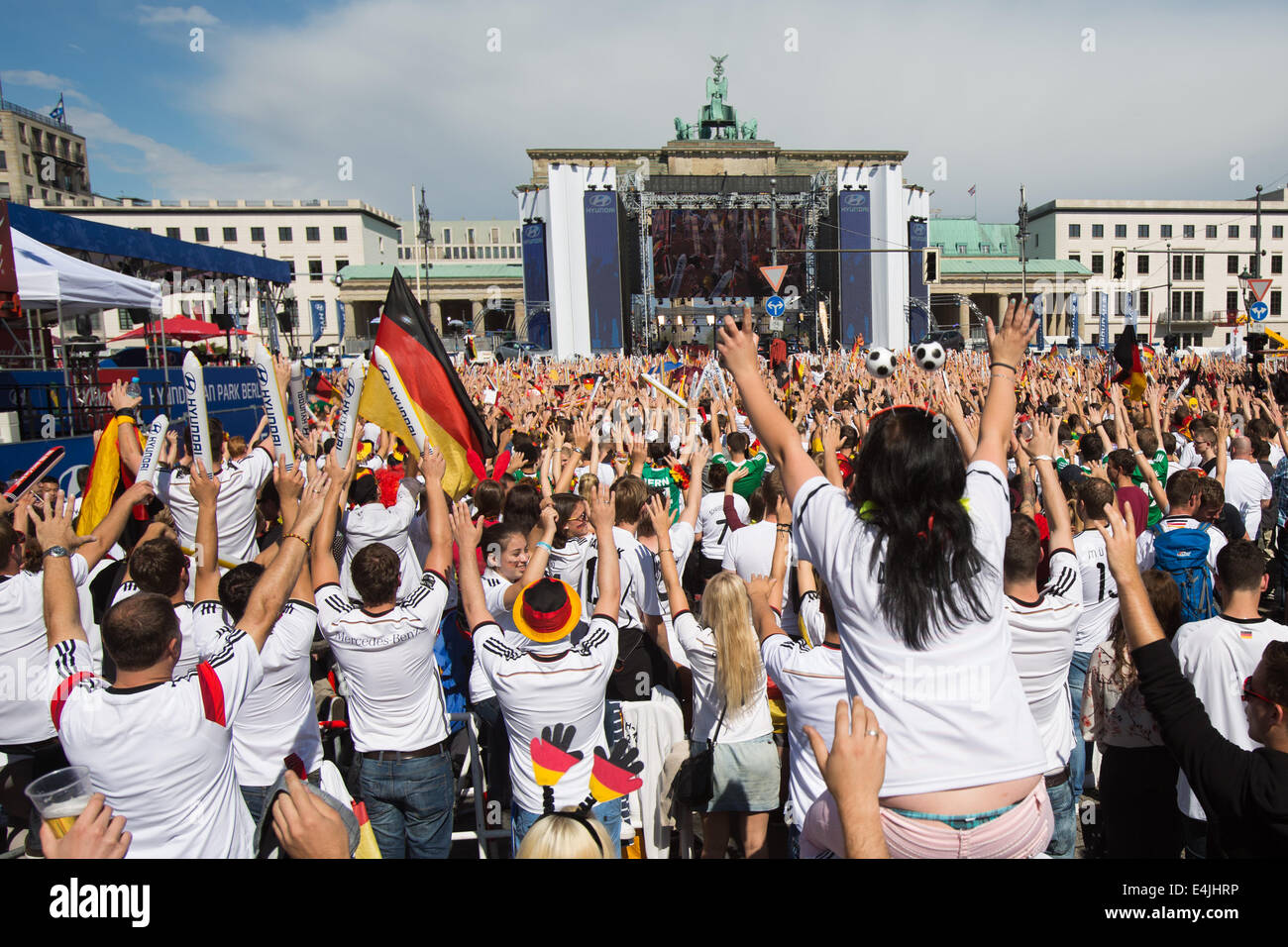 Berlin, Germany. 13th July, 2014. Fans celebrate before the World Cup ...