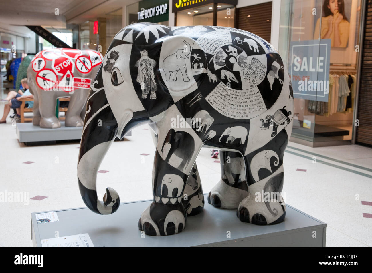 Intu shopping centre bromley hi-res stock photography and images - Alamy