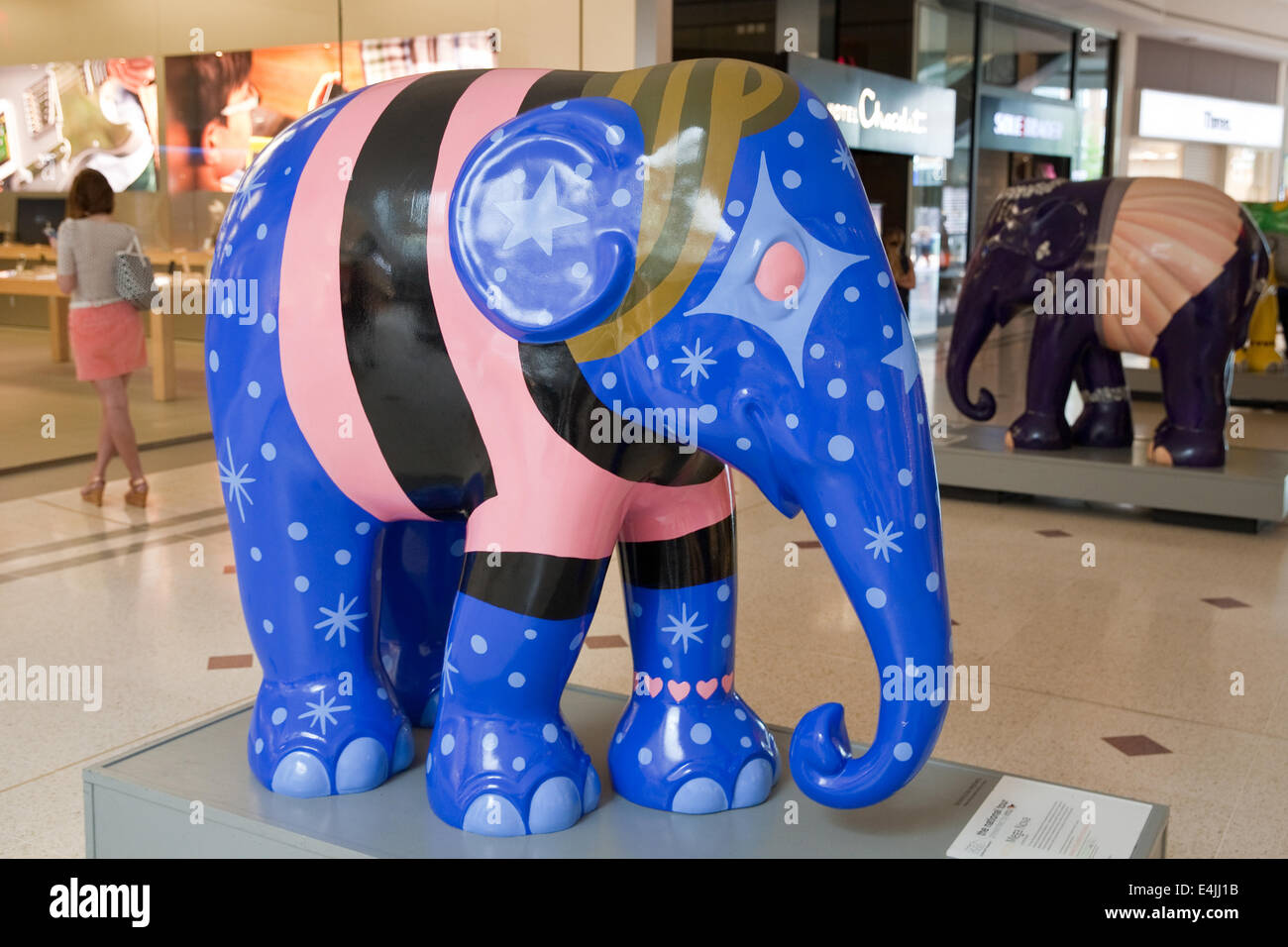 Intu bromley shopping centre hi-res stock photography and images - Alamy