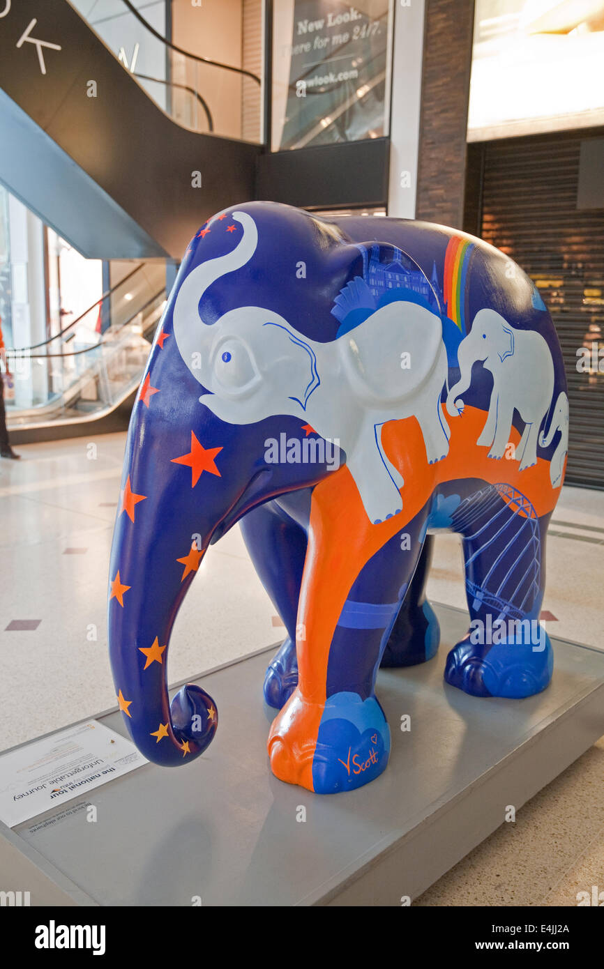 Intu shopping centre bromley hi-res stock photography and images - Alamy