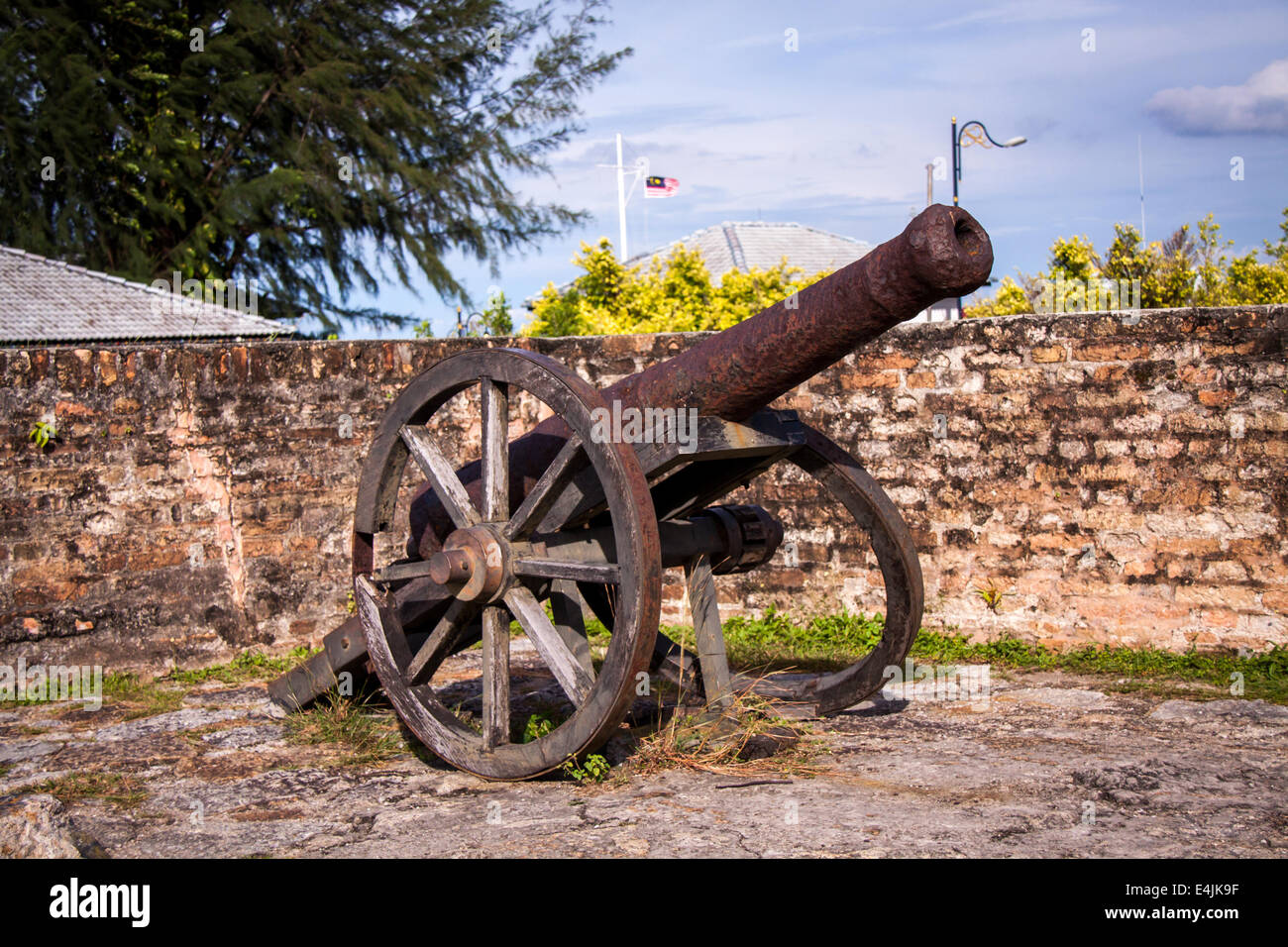 Mobile heavy artillery hi-res stock photography and images - Alamy