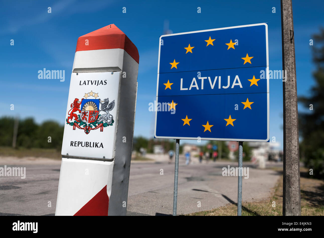 Schengen border sign hi-res stock photography and images - Alamy