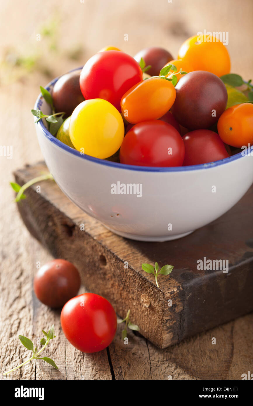 Red black cherry tomatoes hi-res stock photography and images - Alamy