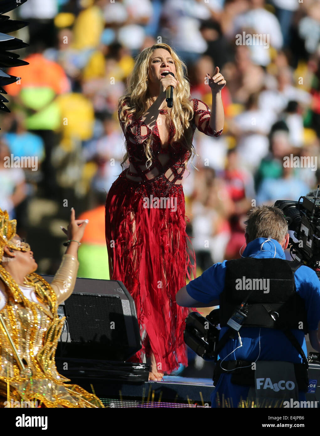 Shakira 2014 hi-res stock photography and images - Alamy
