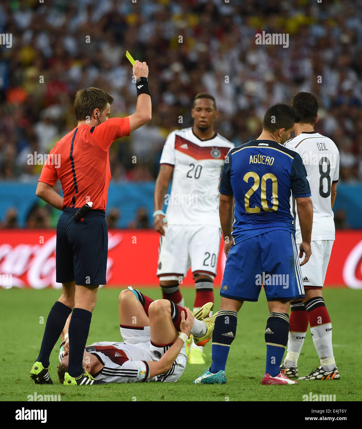 Nicola rizzoli referee july 13 hi-res stock photography and images - Alamy