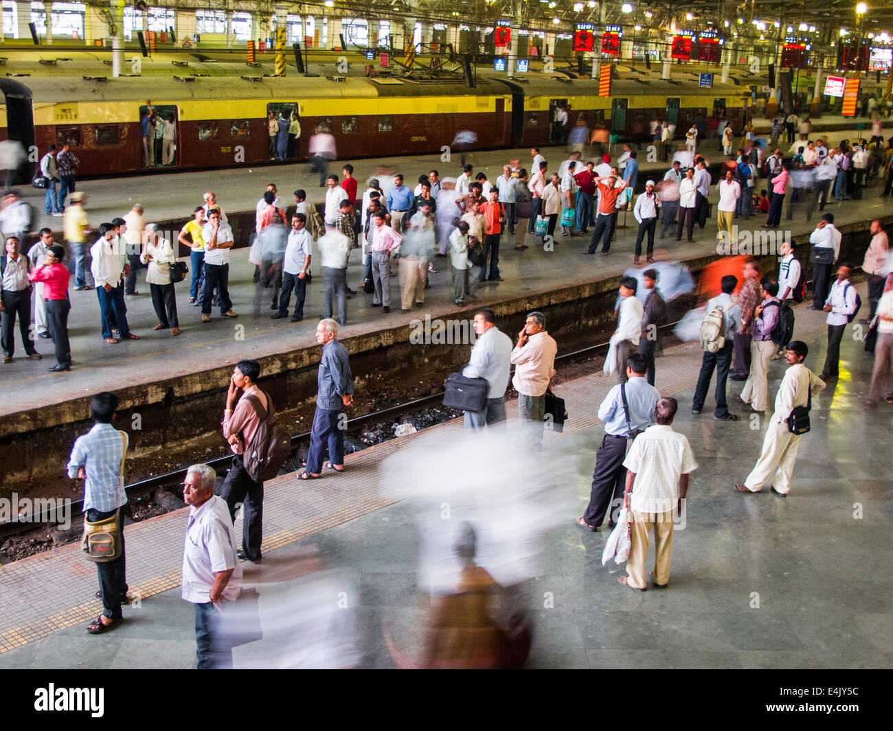 Victoria Terminus train station in Mumbay Stock Photo - Alamy