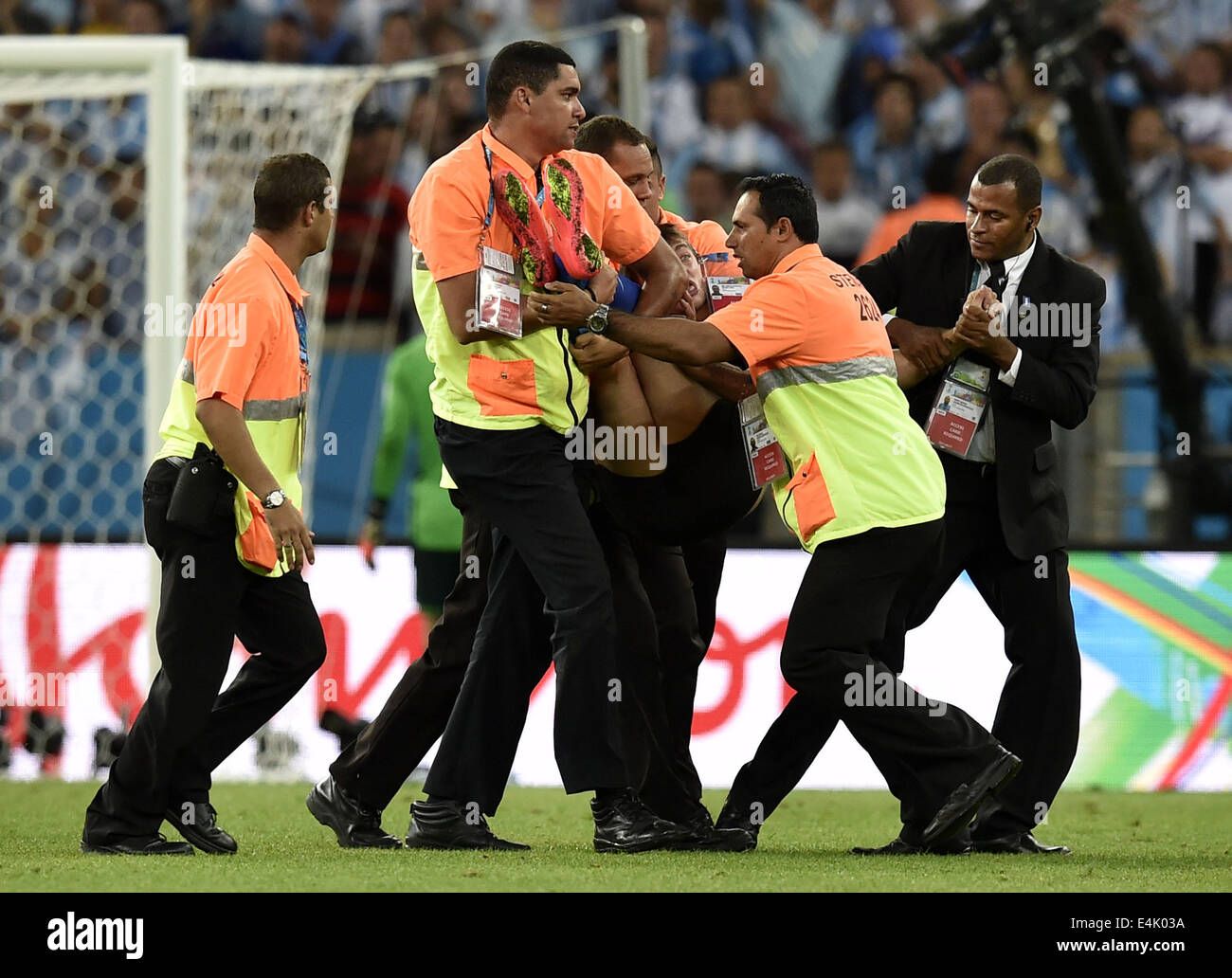 Rio football stadium final hi-res stock photography and images - Alamy