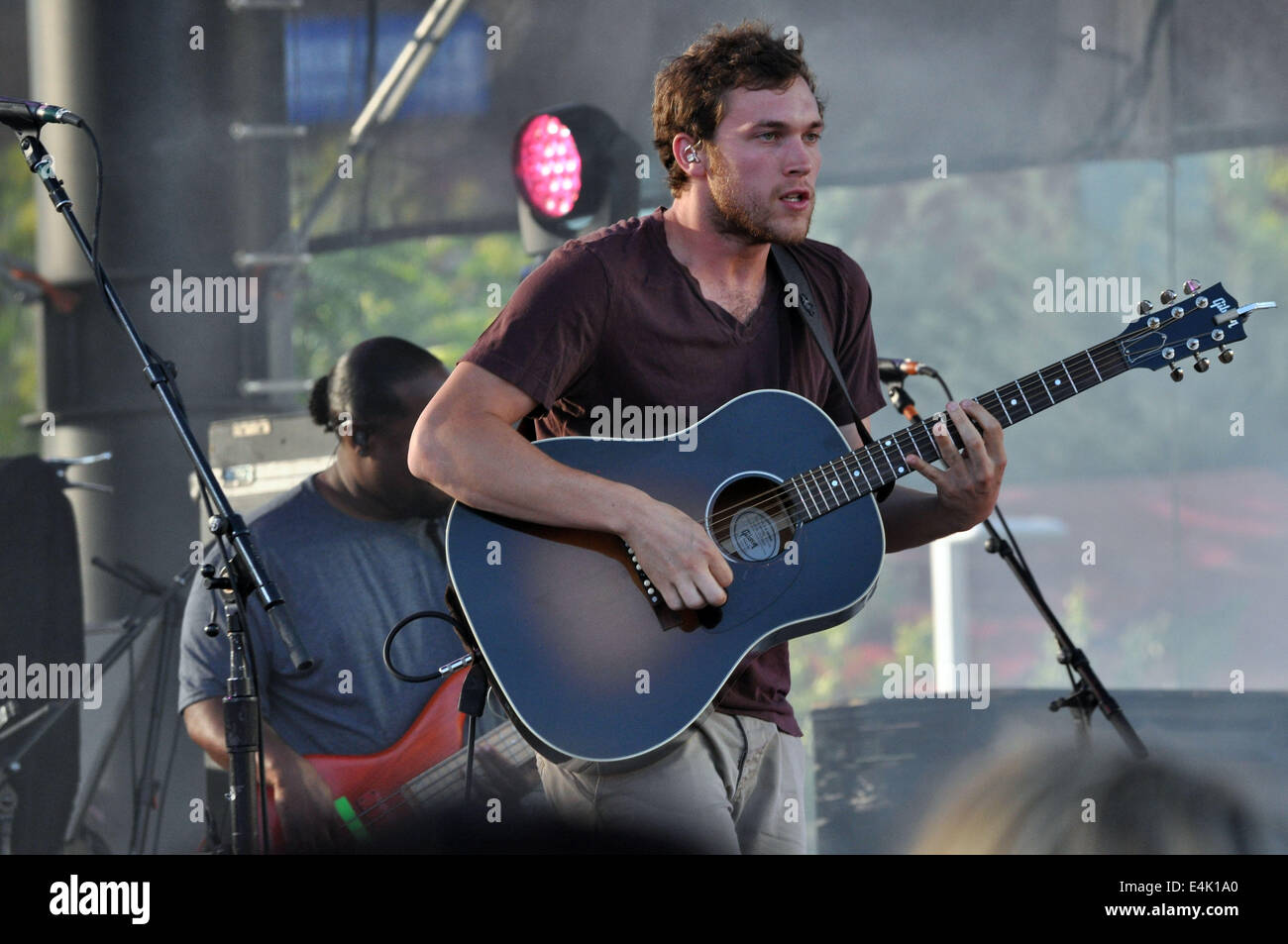 Raleigh, NC, USA. 13th July, 2014. Singer PHILLIP PHILLIPS brings his ...