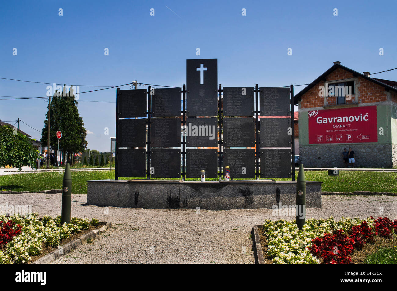 1991 1995 war hi-res stock photography and images - Alamy