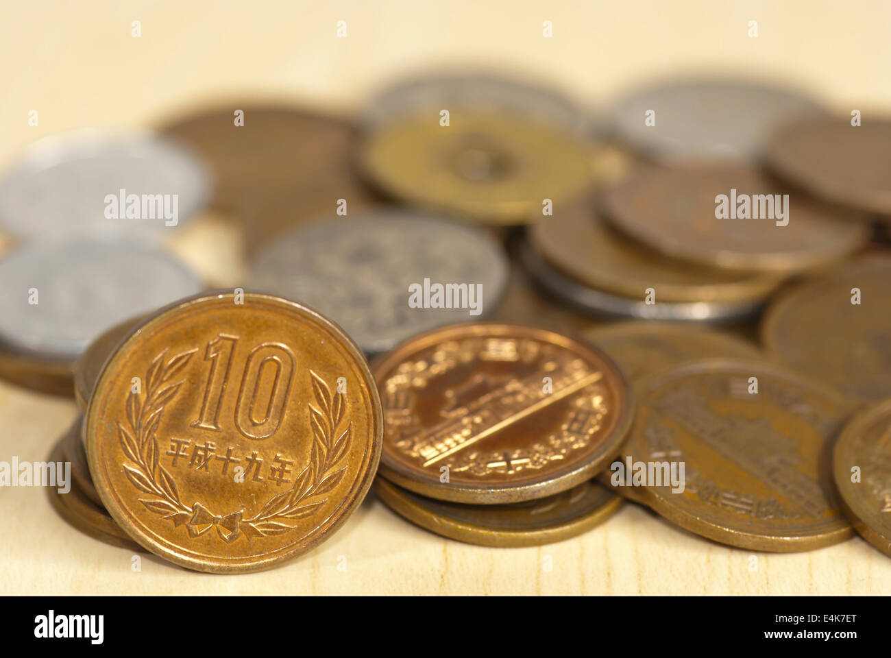close up of coins of the japanese currency Stock Photo - Alamy
