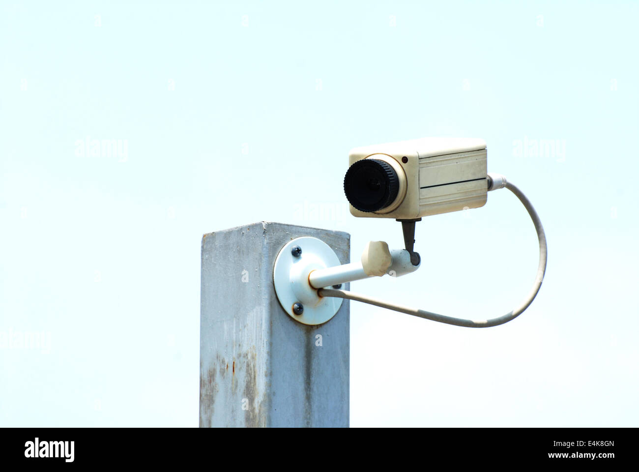 Security camera attached building hi-res stock photography and images ...