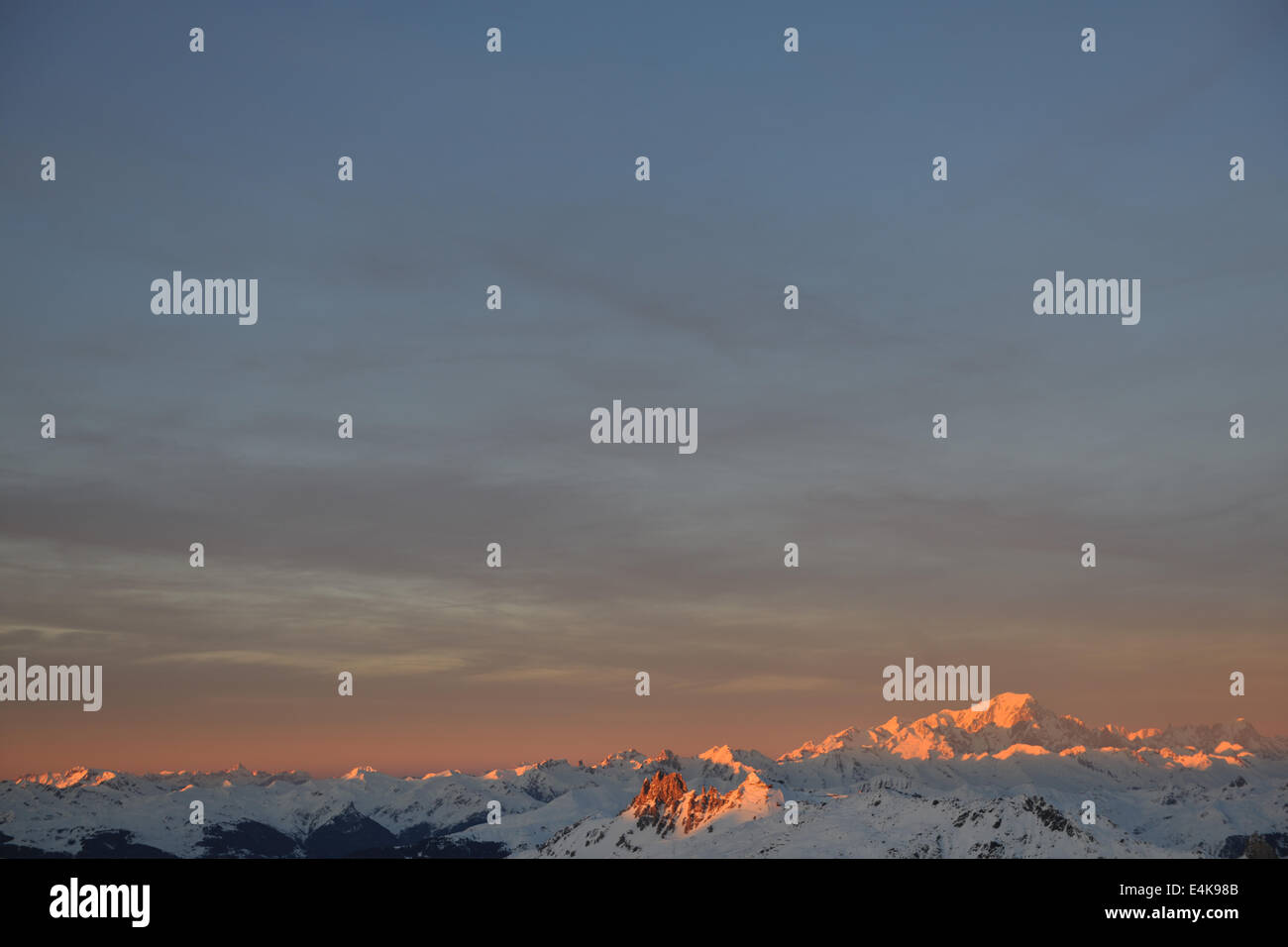 mountain snow sunset Stock Photo - Alamy