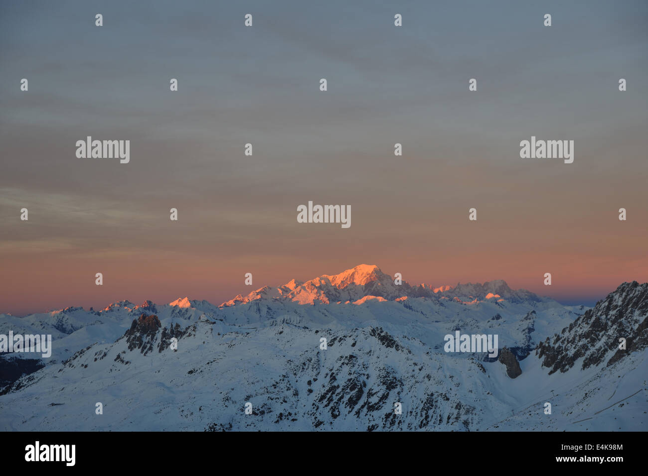 mountain snow sunset Stock Photo - Alamy