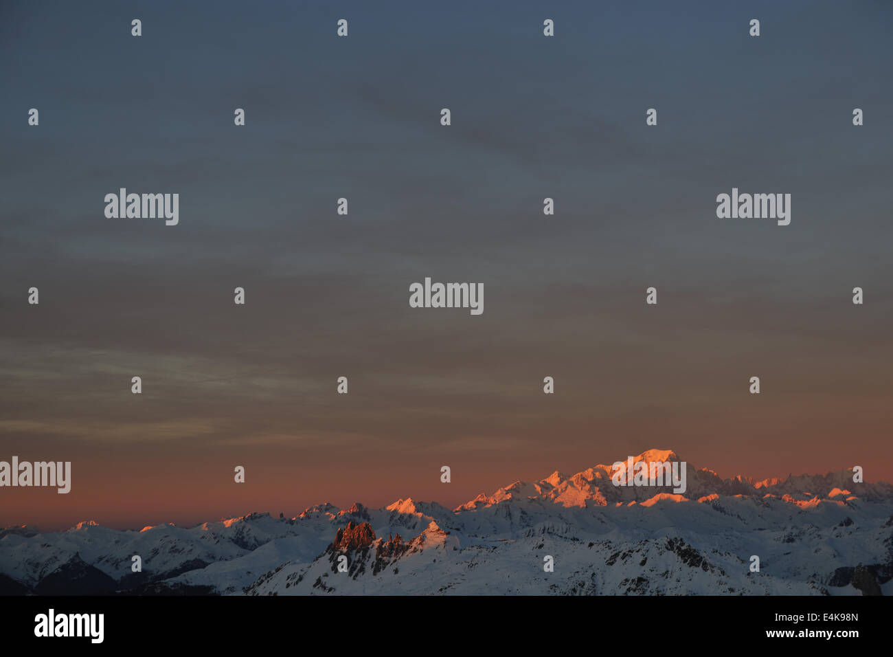 mountain snow sunset Stock Photo - Alamy