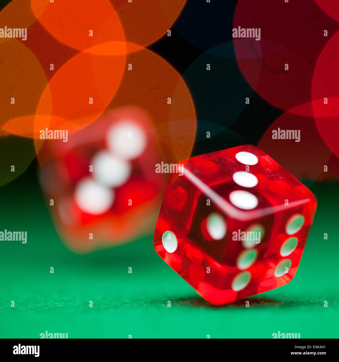 Two dice hi-res stock photography and images - Alamy