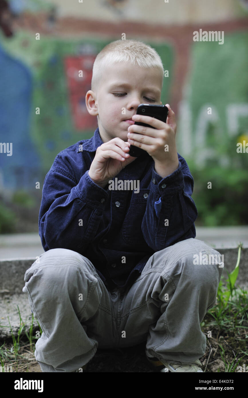 playing video games outdoor Stock Photo - Alamy