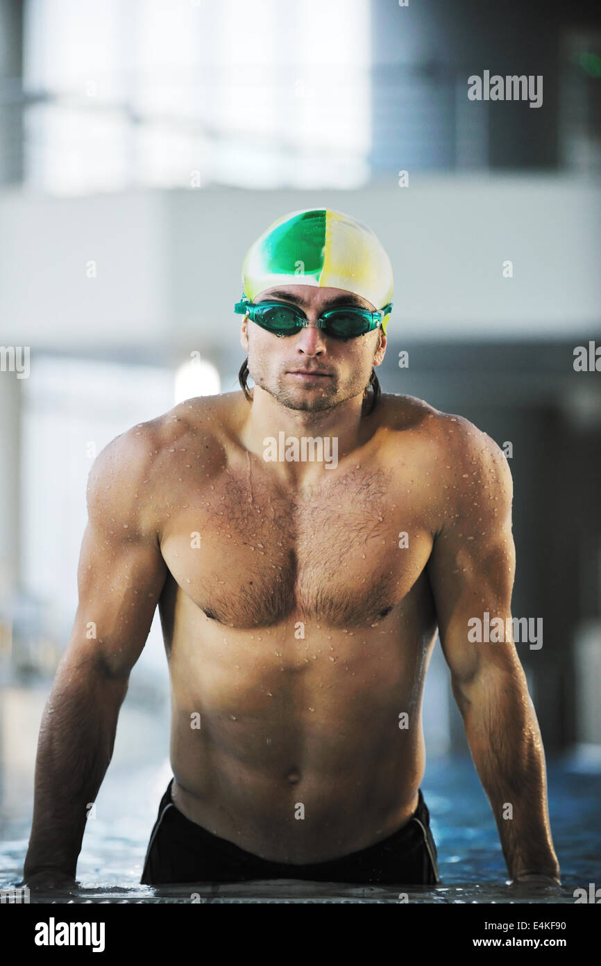 Male swimmers compete hi-res stock photography and images - Alamy