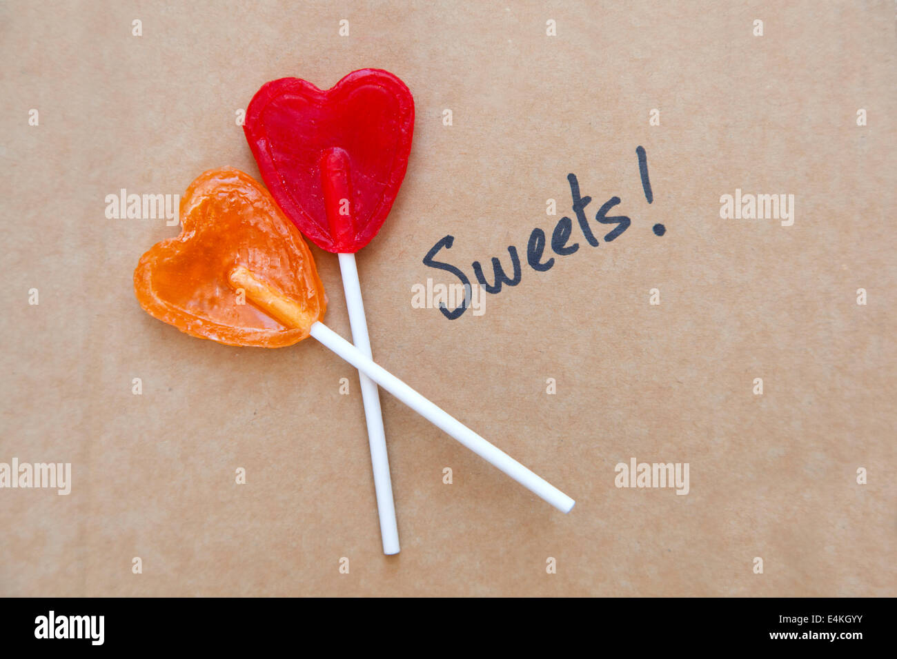 Lollipop rojo hi-res stock photography and images - Alamy