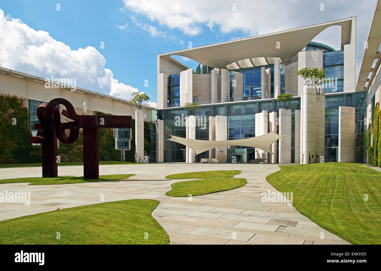 Federal Chancellery Berlin Germany Stock Photo - Alamy