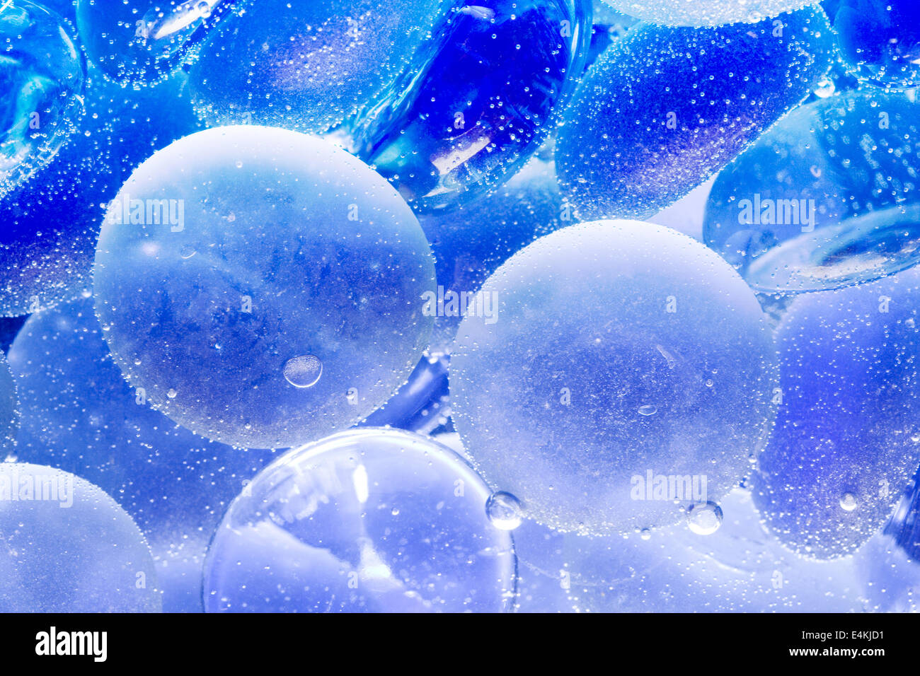 Abstract blue glass background hi-res stock photography and images - Alamy