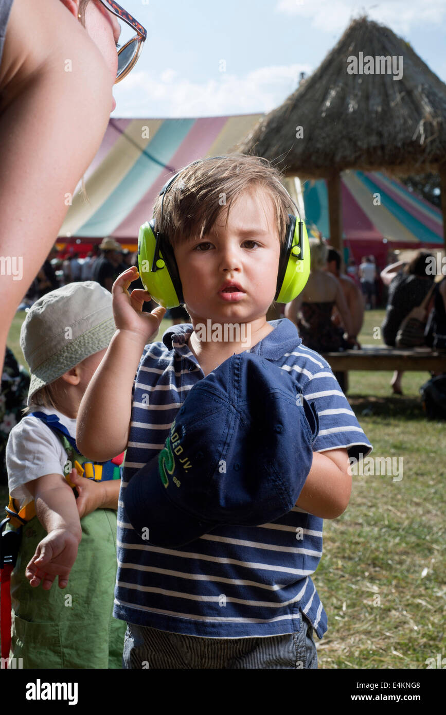 Kid rock fan hi-res stock photography and images - Alamy