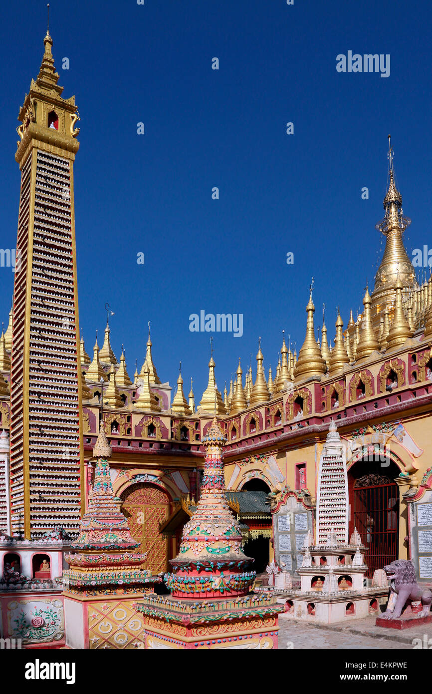 The Buddhist temple complex of Mohnyin Thambuddhei Paya in Monywa in ...