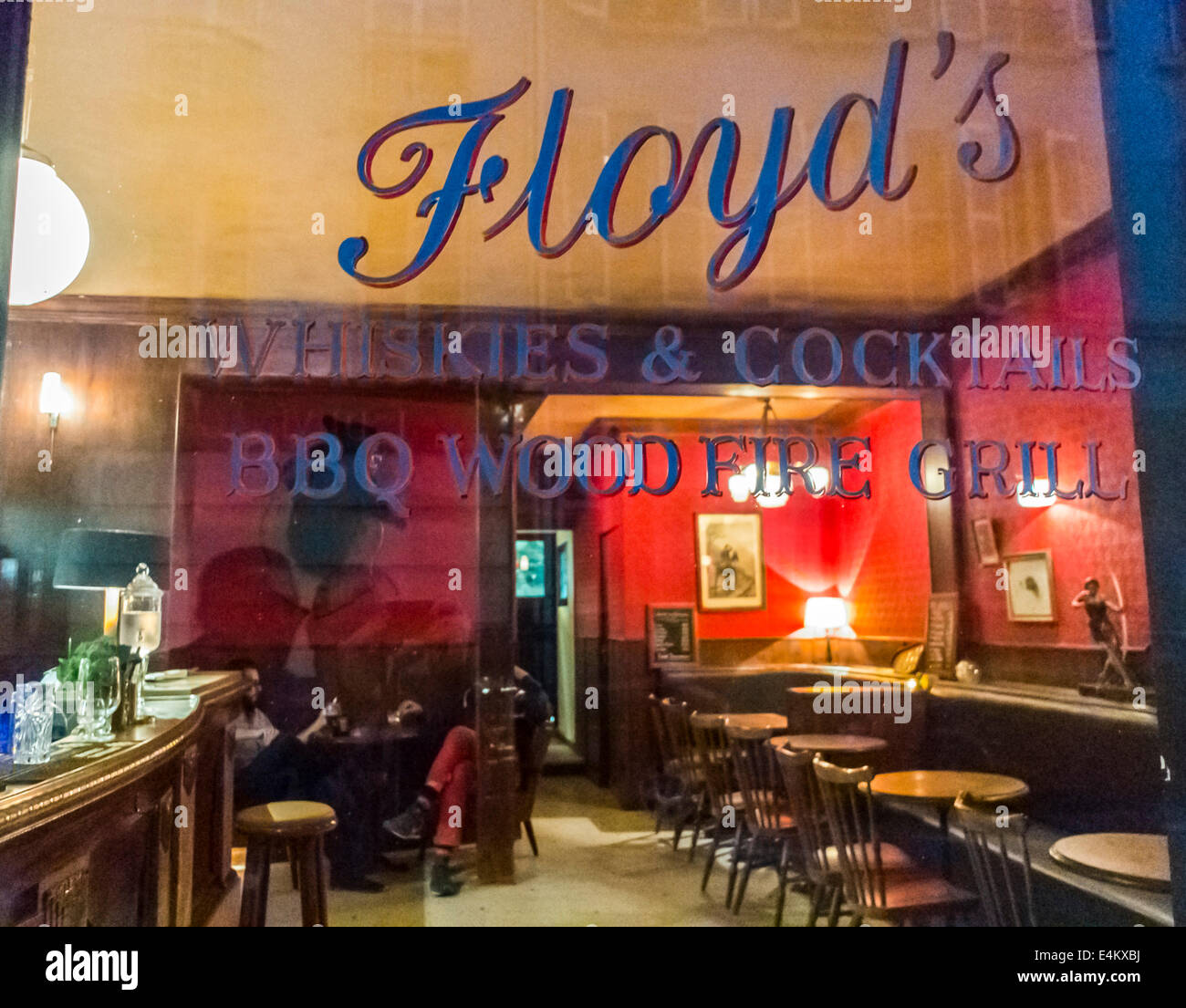 Restaurant American Bar Paris High Resolution Stock Photography and ...