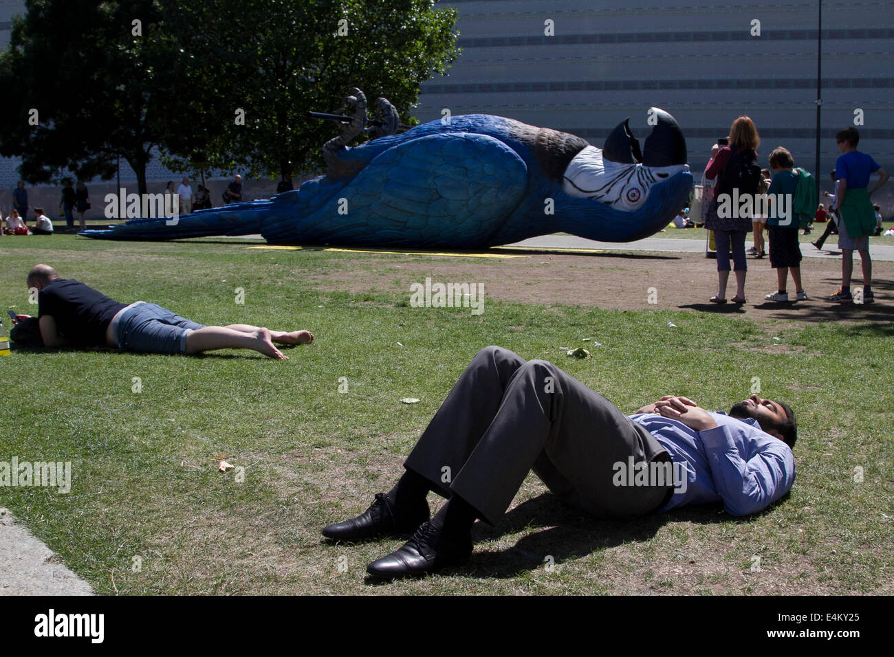 Monty python parrot sketch hi-res stock photography and images - Alamy