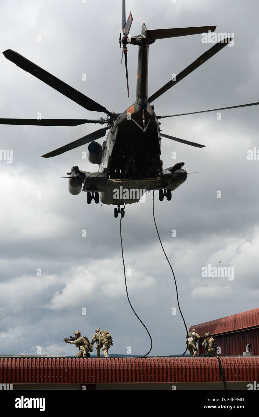 Calw, Germany. 14th July, 2014. Soldiers of the Special Forces Command ...