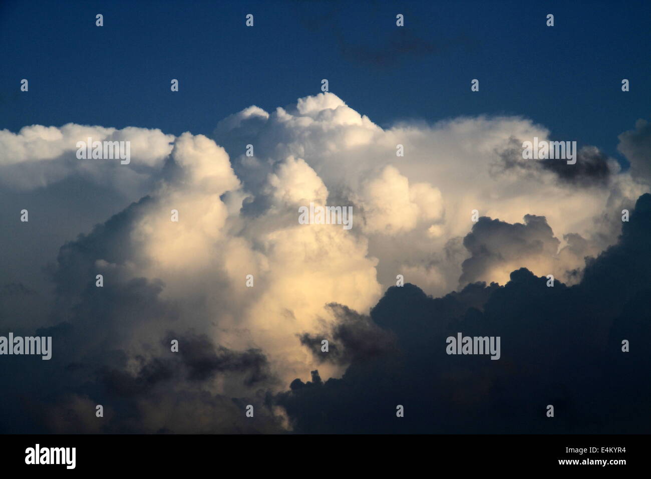Billowing cumulus hi-res stock photography and images - Alamy