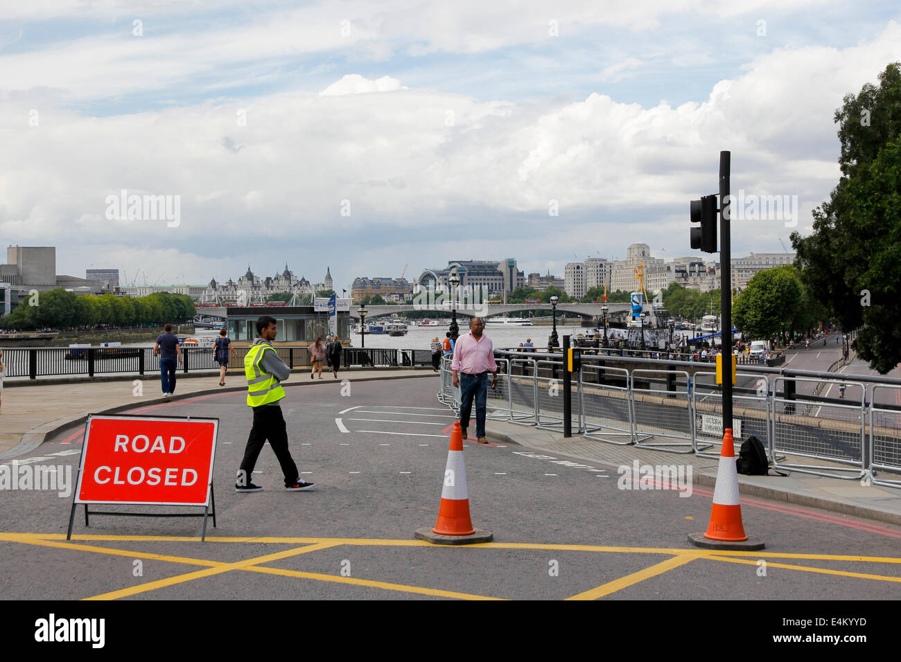 Planned closures hi-res stock photography and images - Alamy